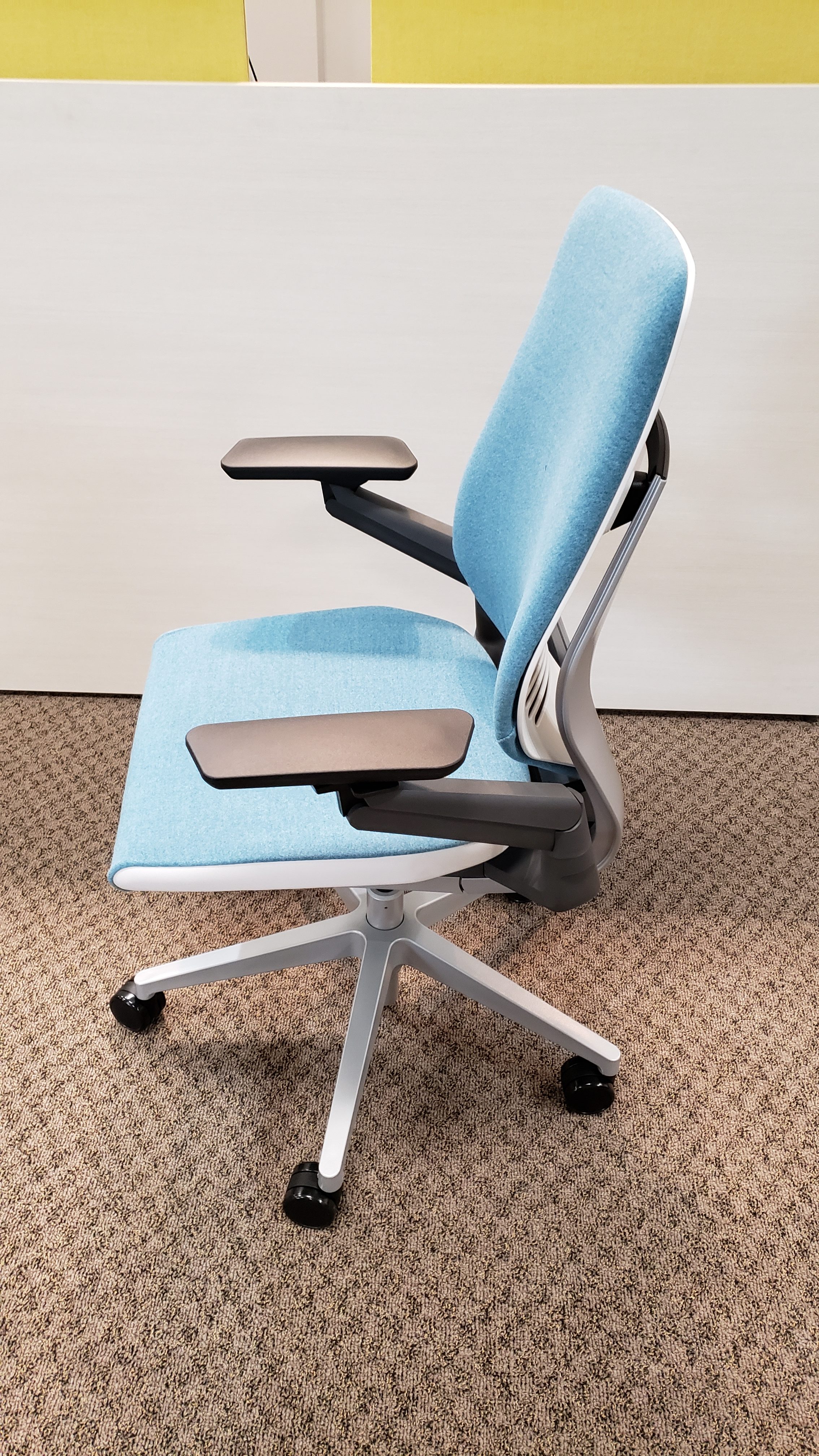 Gesture (Blue) - ImageWorks Commercial Interiors